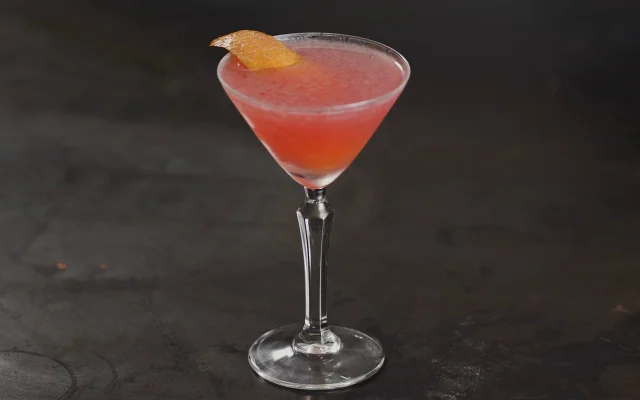 Watch Cosmopolitan recipe - Cocktail Club