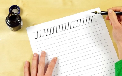 The Art of Calligraphy: Roundhand Script - Practice the Fancy Flourish ...