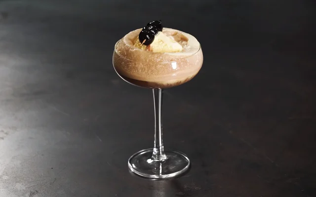 Watch Coke Float recipe - Cocktail Club
