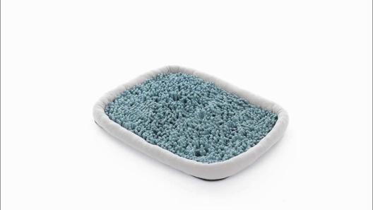 TRIXIE Snuffle & Seek Plate, Sniff Mat, Interactive Feeding Game, Slow ...