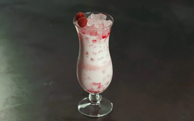 Watch Rasberry Ripple recipe - Cocktail Club