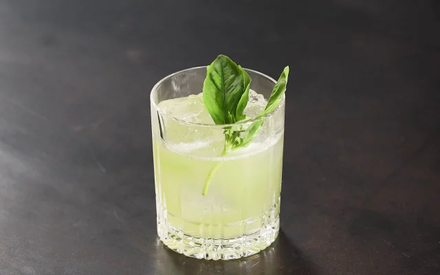 Watch Basil Smash recipe - Cocktail Club