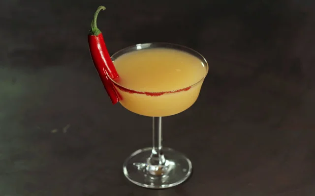 Watch Mango & Chili Margarita recipe - Cocktail Club