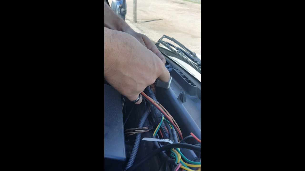 FMS - Freightliner M2 - Power Connections