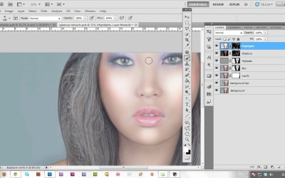Glamour Photo Retouching Techniques - Correcting Highlights
