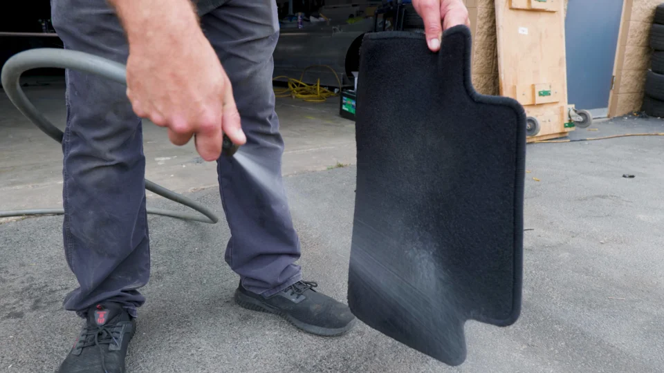 ColorBond LVP Universal Leather, Vinyl & Plastic Spray Paint 12 oz.