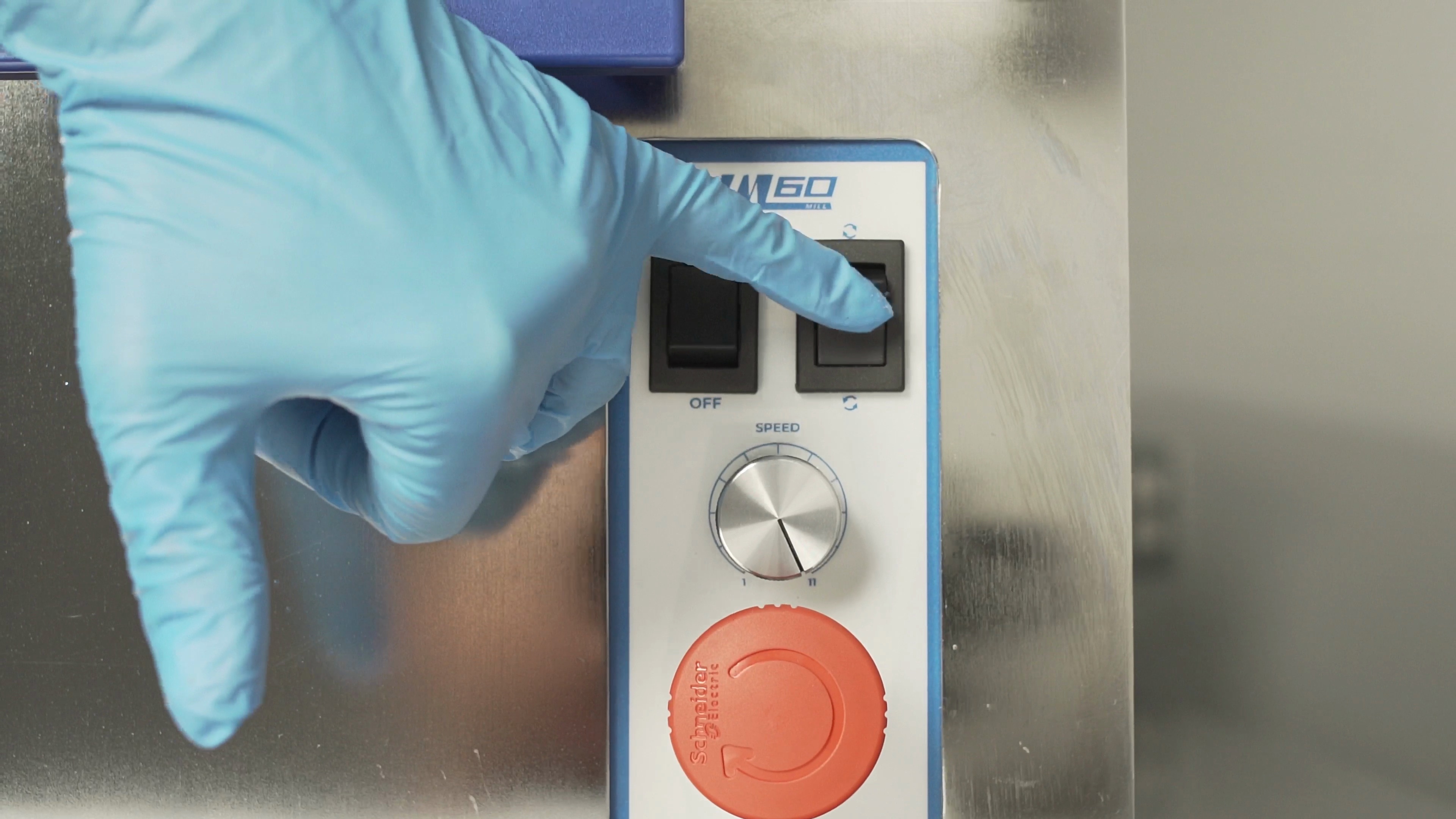 MOBIUS M60 Cannabis Mill - California Trim Store